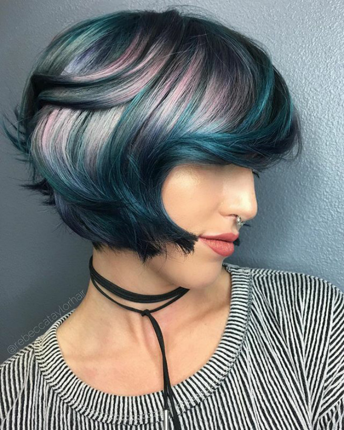 You Will In Love With This New Shine Line Hair Trend!