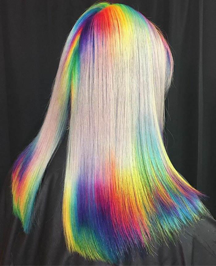 You Will In Love With This New Shine Line Hair Trend!