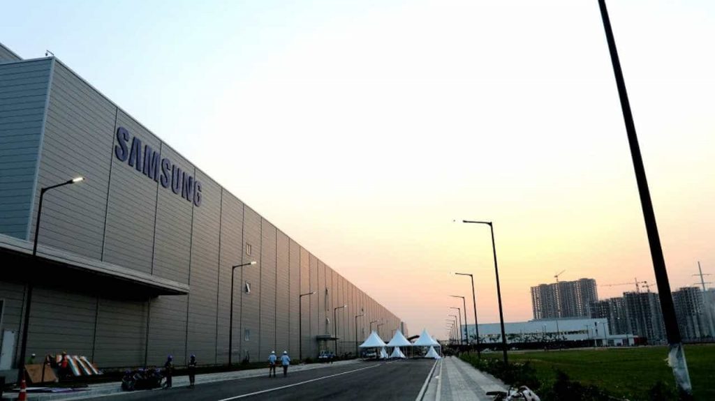 Samsung reigns supreme in India, opens world's largest-ever phone factory