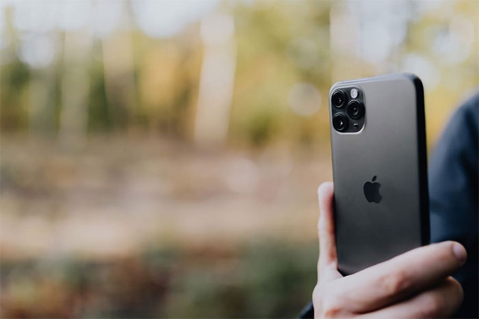 Why Are iPhones So Expensive | What Makes These Phones Intuitive