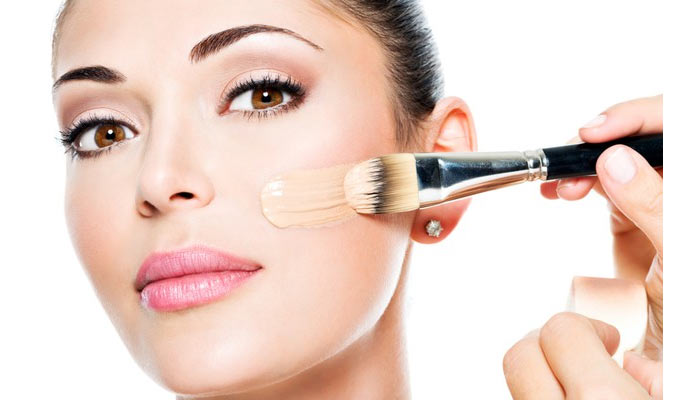 8 Best high coverage foundation to amplify your looks this wedding season