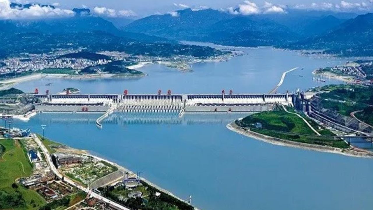 Top 10 Dams In World 10 Largest Dams Around The World You Didn't Know