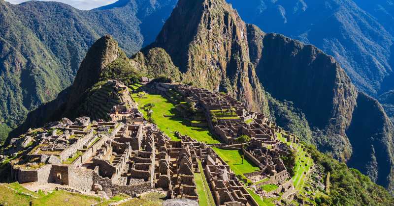 Top 10 Famous Monuments in The World | World's famous landmarks
