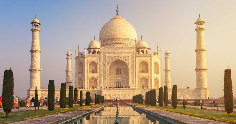 Top 10 Famous Monuments in The World | World's famous landmarks